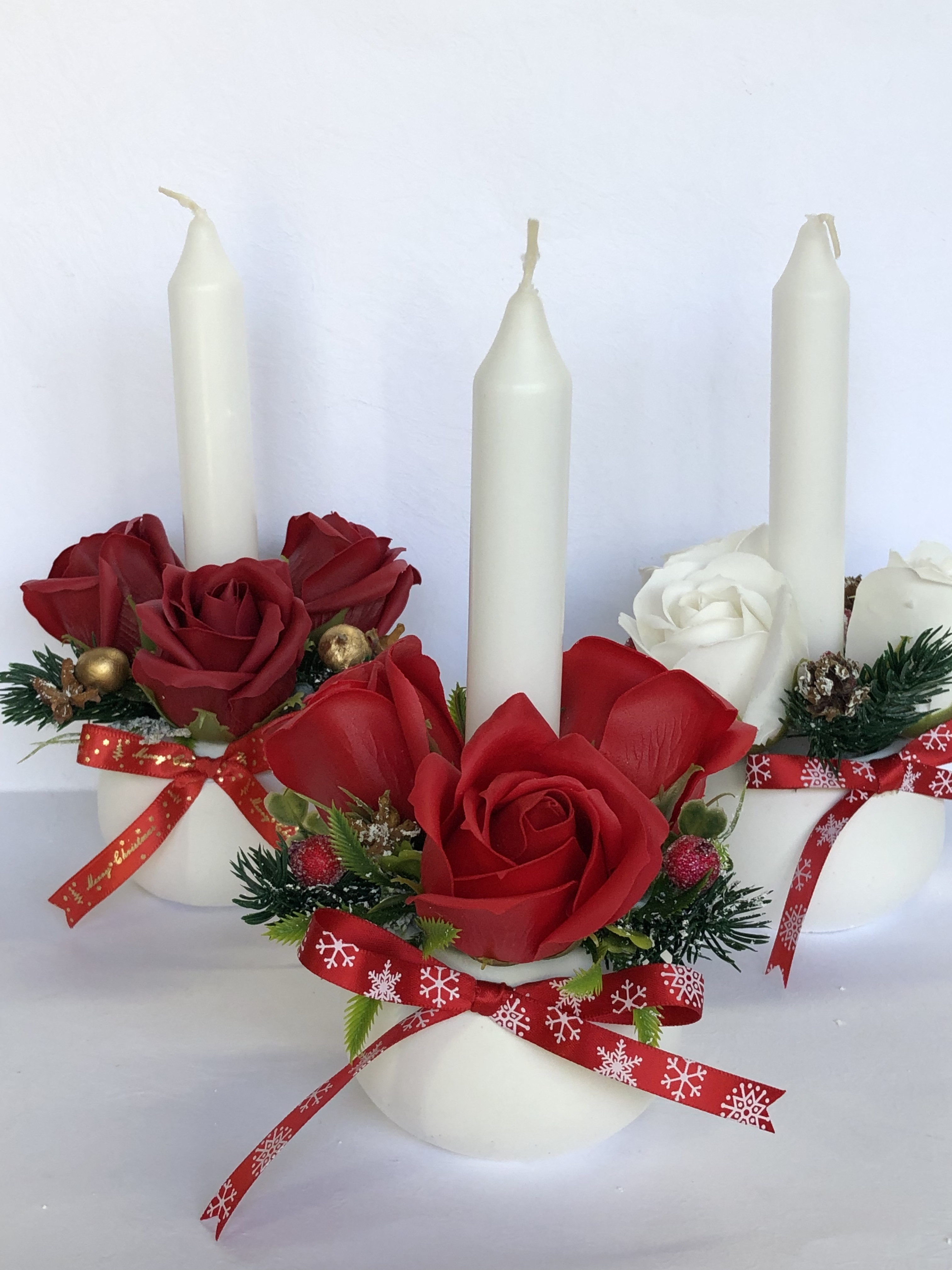 Коледни свещници със сапунени рози - Handmasters.bg